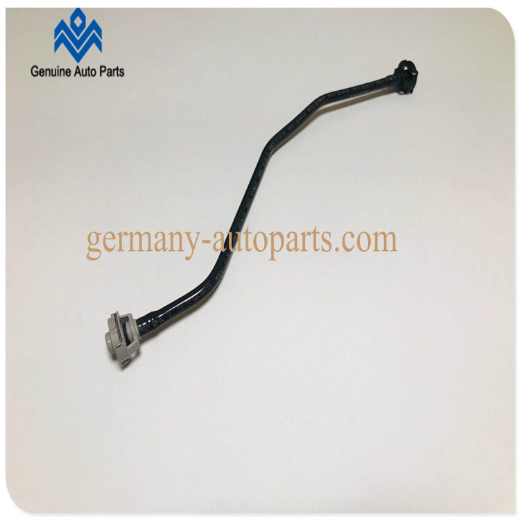 8K0 121 081 BF Engine Cooling Parts Tank Hose Wear Resistance Audi A4 S4
